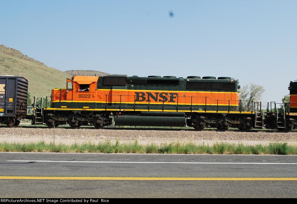 BNSF 8022